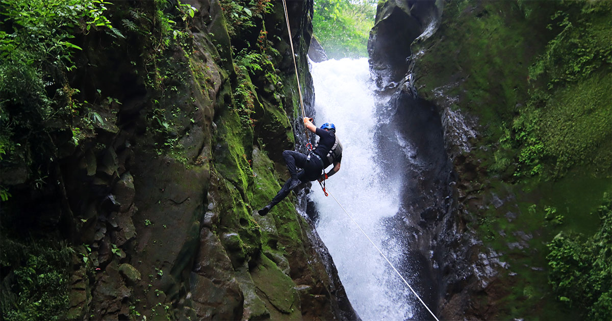Pure Trek Canyoning & Rainforest Falls - Pure Trek Costa Rica